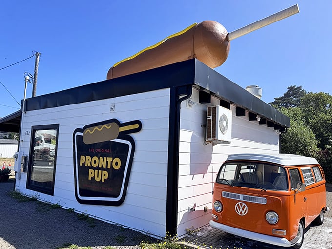 That giant hot dog on the roof isn't subtle, but neither is the deliciousness waiting inside this coastal landmark.