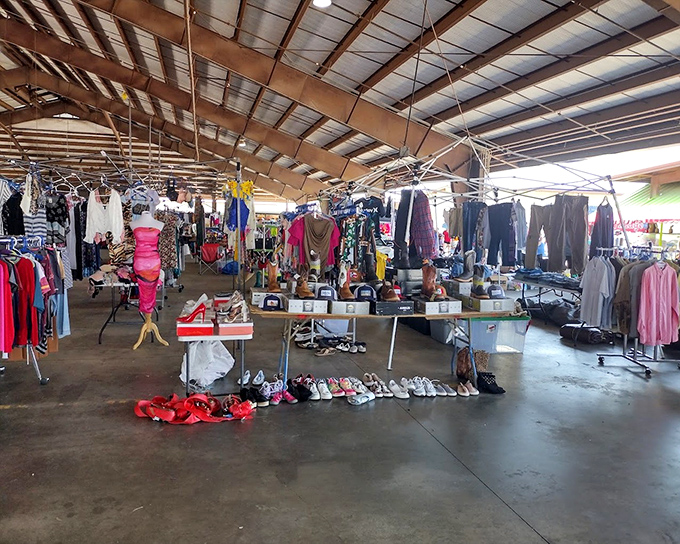 Covered walkways protect treasure hunters from Texas heat while they hunt for perfect deals.