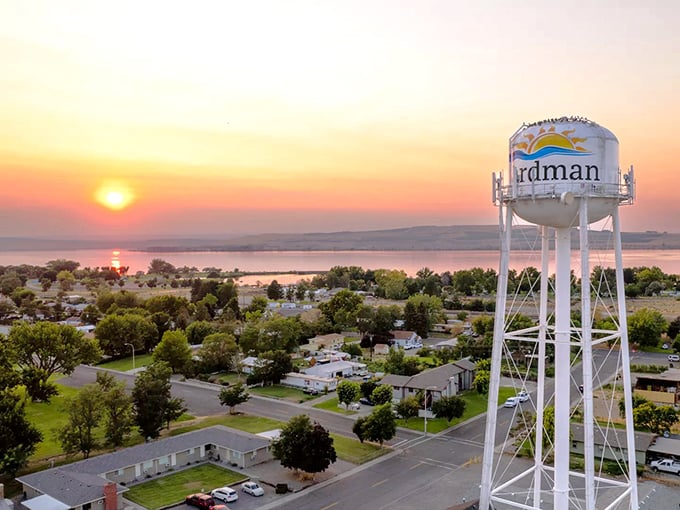 Columbia River country at its finest, where farming communities thrive under Oregon's big sky.