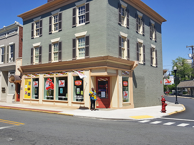 In downtown Cambridge, heritage meets color &mdash; where century-old buildings and cheerful storefronts keep the town&rsquo;s spirit shining bright.