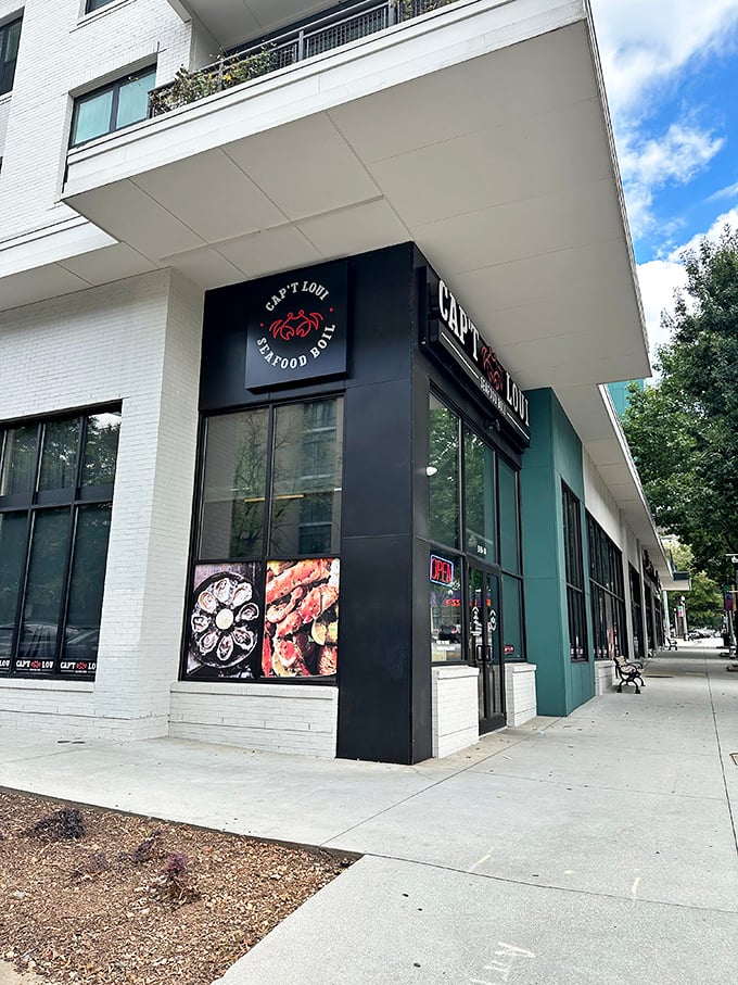 Clean lines and contemporary style house the kind of messy, hands-on dining that creates lasting memories.