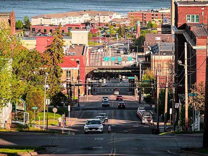 The hillside streets of Duluth cascade toward Lake Superior, offering scenic beauty without scenic pricing.