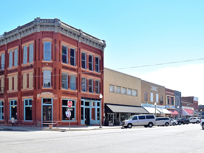This El Reno streetscape proves that good bones never go out of style, just like classic Western movies.