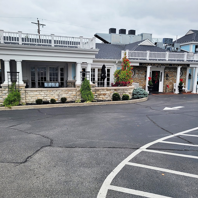 Beautiful stonework and classic architecture make dining here feel special. This isn't just dinner&mdash;it's an occasion with extra gravy.