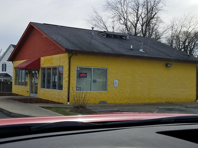 Grimes's modest exterior hides chicken treasures within. Like a tasty book you shouldn't judge by its cover.