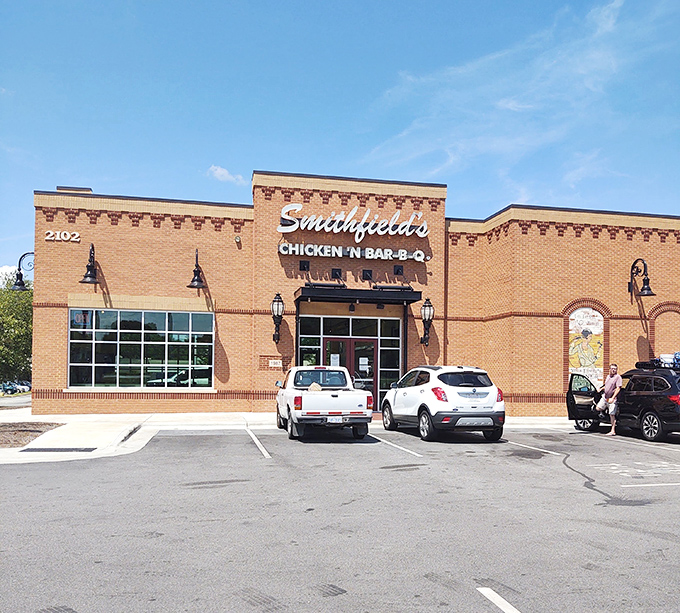 Smithfield's BBQ standing guard at the outlets&mdash;because serious shopping requires serious refueling.