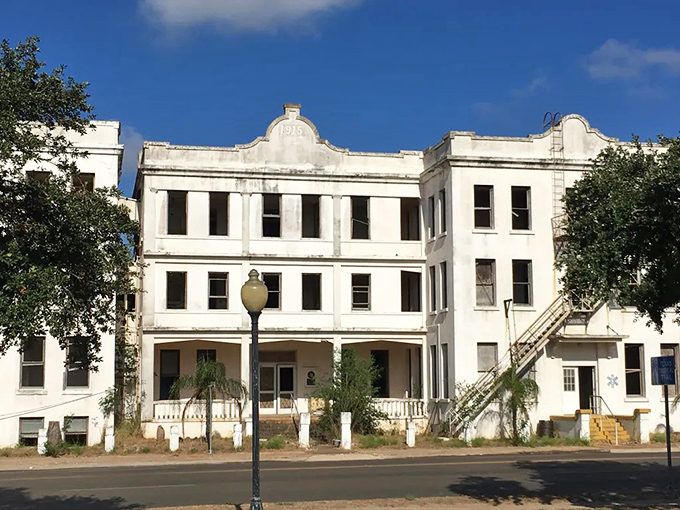 The weathered courthouse building gives Hebbronville a distinctive character that perfectly captures its blend of Texan and Mexican influences.