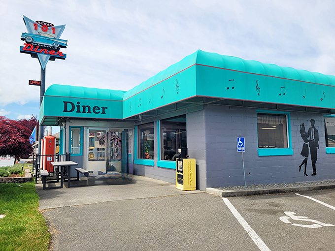 Classic car logo and classic breakfast &ndash; this retro roadside gem serves nostalgia with a side of perfectly crispy hash browns.