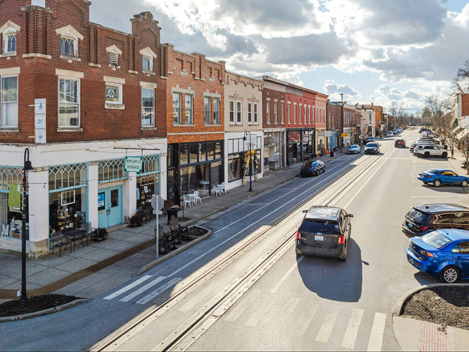From this angle, you can see how perfectly these historic buildings frame small-town life in motion.