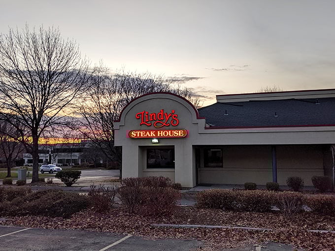As the sun sets on Lindy's Steak House, the real show is about to begin on your dinner plate.
