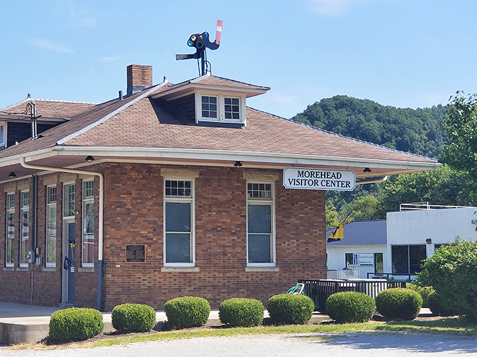 Nestled in eastern Kentucky&rsquo;s rolling hills, Morehead welcomes visitors with scenic beauty and a warm, hometown feel.