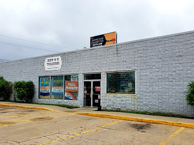 Window shopping takes on new meaning! This unassuming storefront houses treasures that would make Marie Kondo question her minimalist lifestyle.