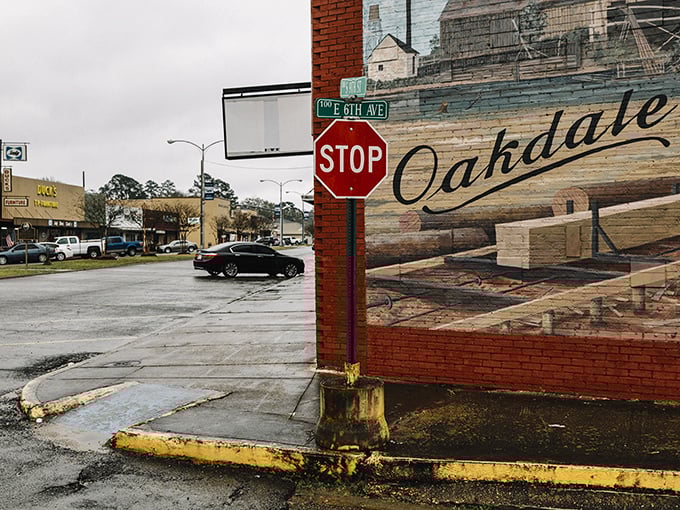 Storefronts in downtown Oakdale offer small-town shopping without big-city price tags &ndash; your wallet will thank you.