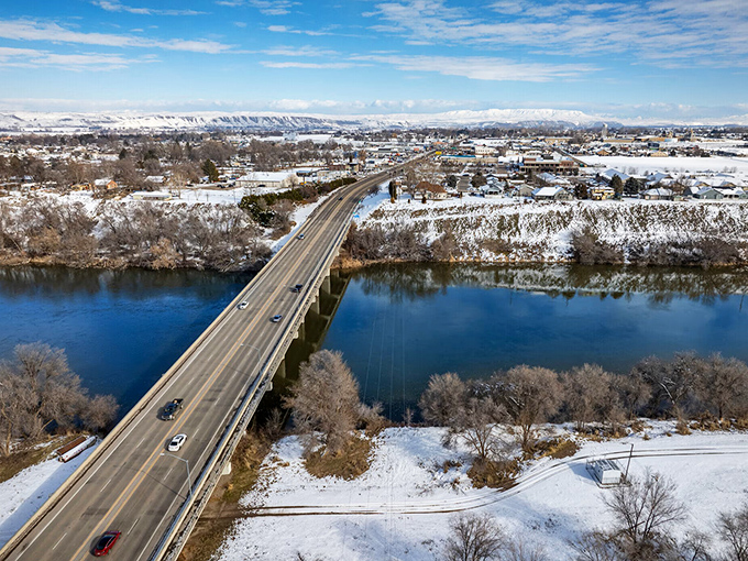 Where the Snake River meets affordable living &ndash; Ontario offers scenic beauty without emptying your wallet.