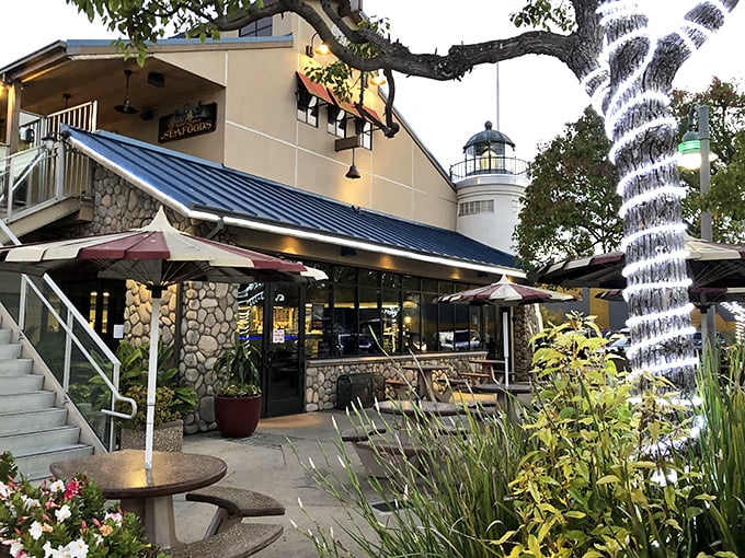 When your restaurant needs a lighthouse theme, you better deliver ocean-fresh goods that actually shine bright.