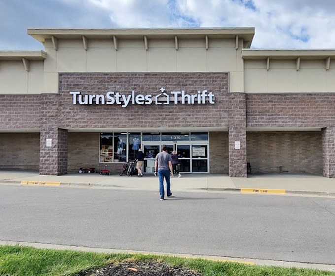 That welcoming entrance promises organized aisles and quality finds instead of the chaotic jumble some folks expect from thrifting.