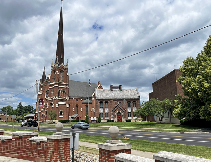 Classic architecture meets practical living costs in this welcoming Trumbull County community.