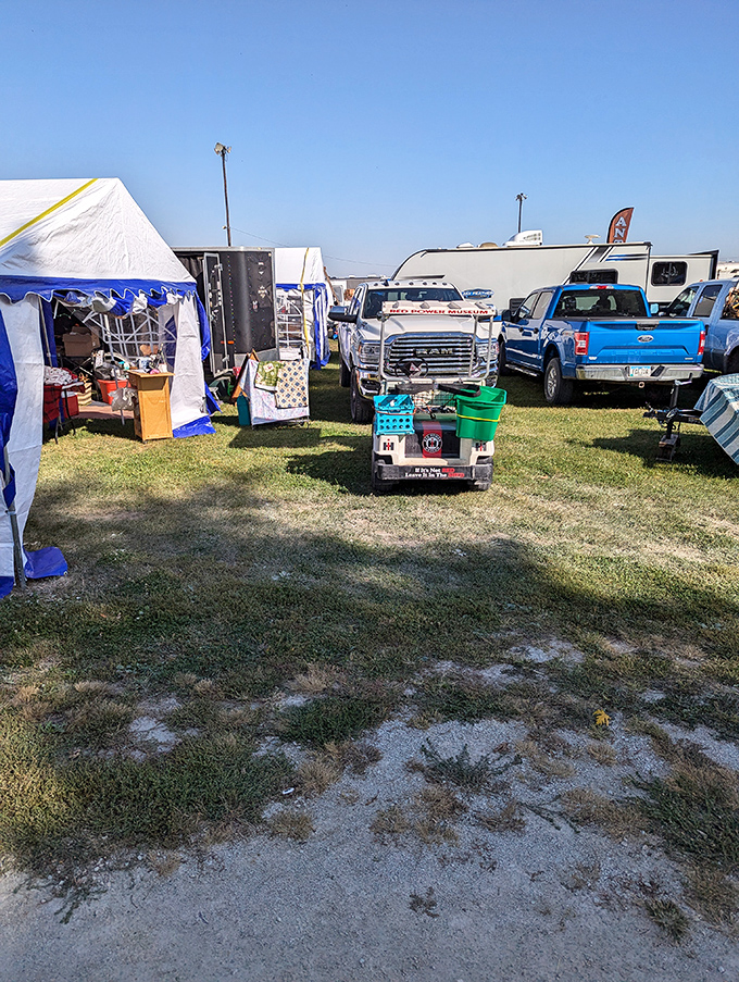 This outdoor market setup proves that the best deals often happen under the open Iowa sky.