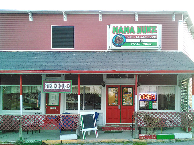 Mama Nunz serves up Italian-American classics in a no-frills setting that screams "authentic"&mdash;the kind of place where portions match the warmth of service.