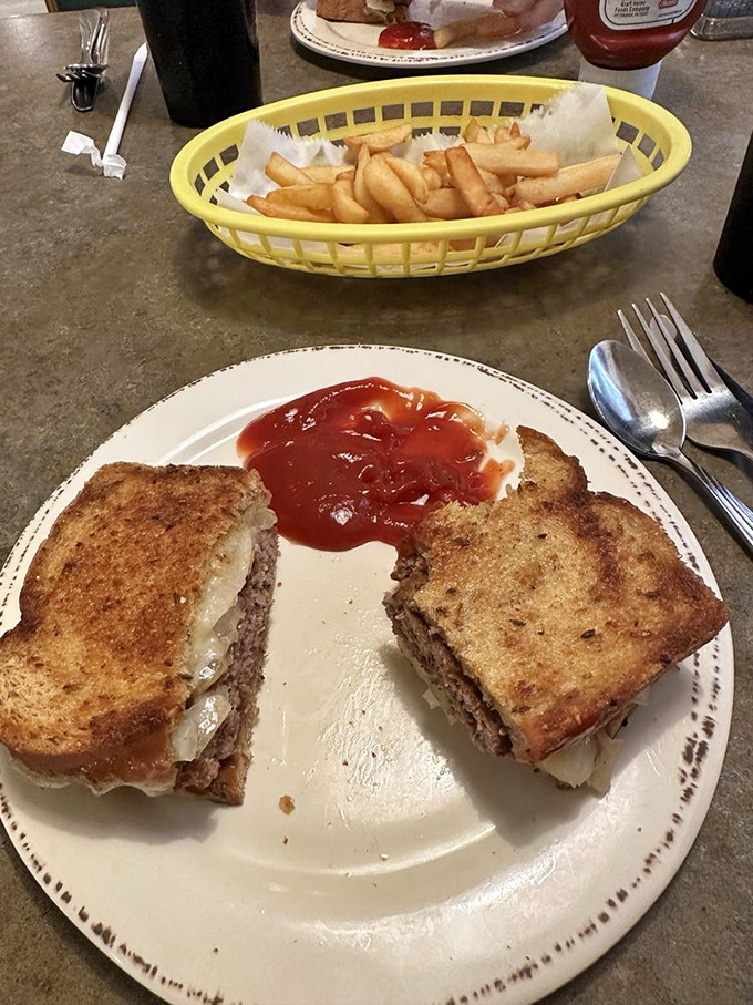 The patty melt: that perfect marriage of beef, bread, and cheese that makes you wonder why anyone bothered inventing molecular gastronomy.