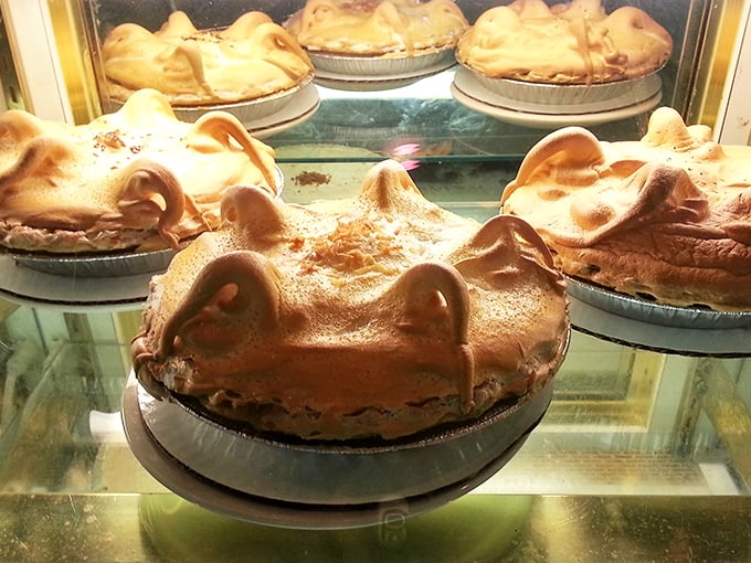 Meringue mountains that would make the Appalachians jealous. These homemade pies aren't just desserts—they're edible Kentucky landmarks worth the trip alone.