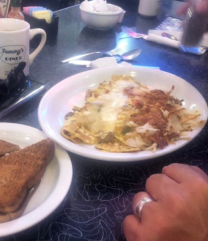 When your omelet looks like it's ready for its Food Network close-up, you know you've chosen wisely.