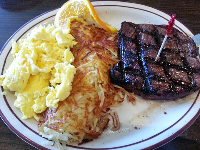 Breakfast of champions or dinner of dreams? This steak and eggs plate doesn't care what time your watch says.