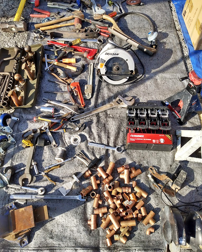 Tool heaven for the DIY enthusiast. That Skilsaw might be the start of your next home renovation project or just an excellent conversation piece.