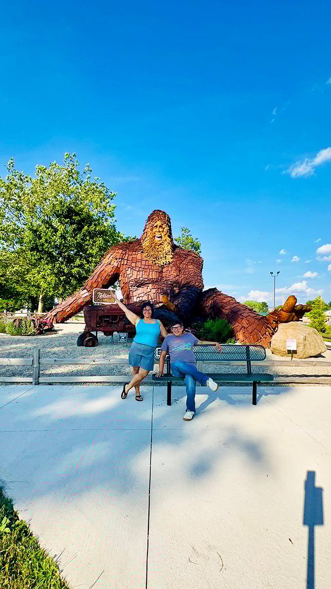 The true measure of any roadside attraction? Its selfie potential. Nelson provides the perfect backdrop for visitors creating memories in Mercer County.