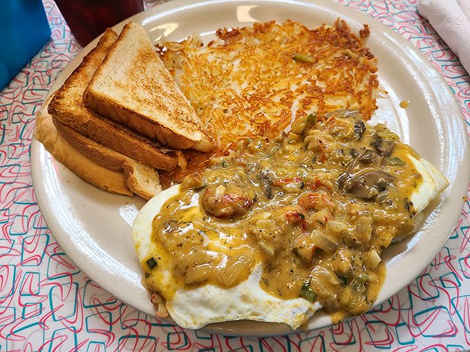 Crawfish creole that would make your Louisiana grandmother weep with joy. The perfect marriage of local seafood and creamy sauce, with crispy hashbrowns standing by.