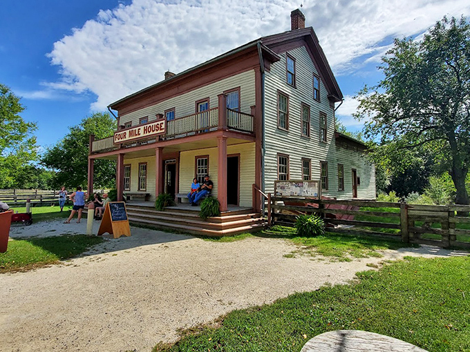 The Four Mile House stands proudly as a reminder that "historic" doesn't mean stuffy&mdash;this was the happening spot of its day!