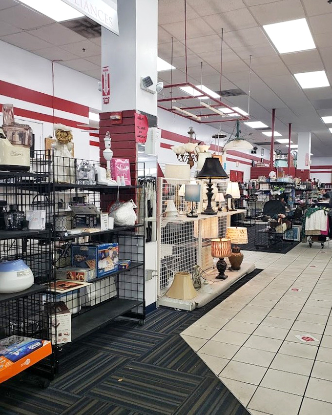 Browsing these aisles is like walking through a time capsule of American home design. That turquoise vase is practically begging to come home with you.