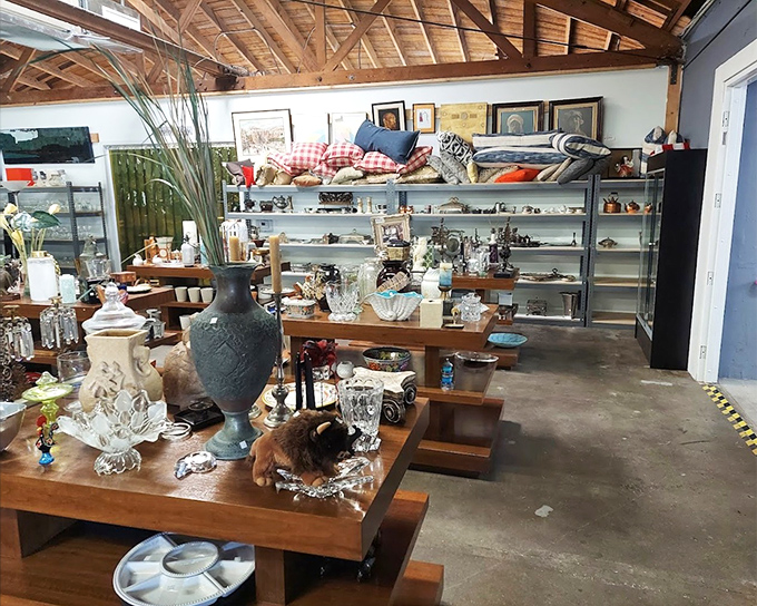 A silver service fit for Downtown Abbey, surrounded by amber glassware that turns everyday sipping into a Gatsby-worthy affair.