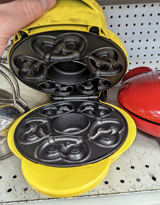 Mickey Mouse would approve of this cheerful waffle maker—breakfast magic waiting to happen for a fraction of department store prices.