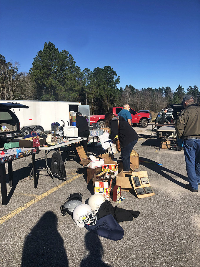 The outdoor section on a perfect Alabama morning. Even the weather cooperates when there are deals to be found!