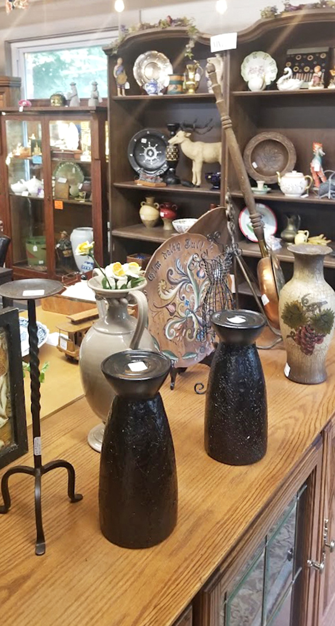 Curio cabinets and collectibles galore&mdash;where someone else's "I really shouldn't have bought this" becomes your "I can't believe I found this!"