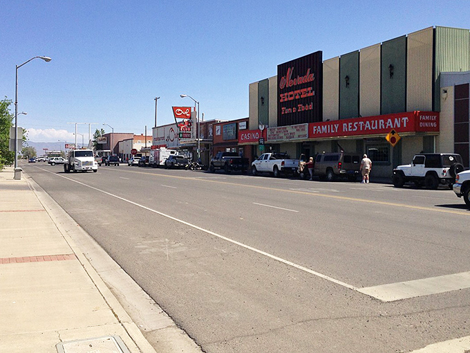 Battle Mountain's sun-soaked downtown corridor – where the sky puts on a better show than any big-city attraction.