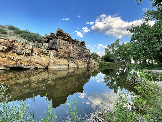 Those red mesas rise like ancient pyramids, making you feel delightfully small in the grand scheme.