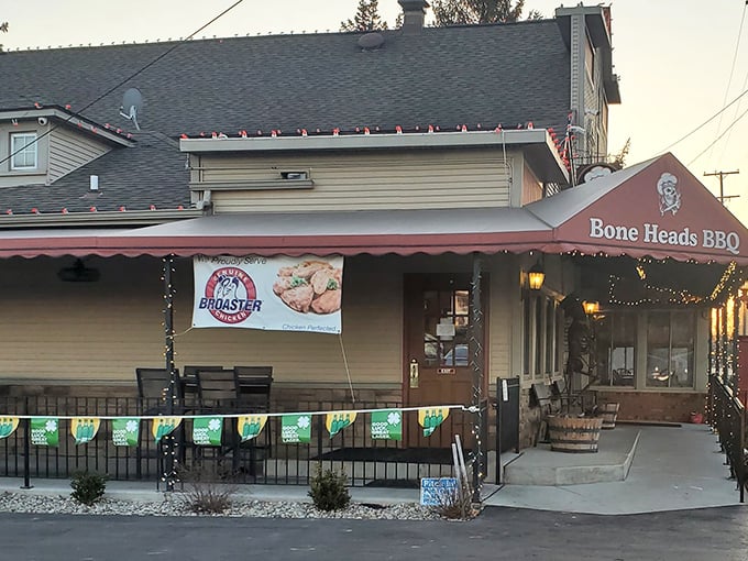 As evening falls, Bone Heads lights up like a BBQ beacon in the night &ndash; a Willis landmark for the smoke-obsessed.