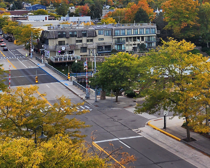 Autumn's golden hour paints this lakeside community in honey-warm hues that would make any Instagram filter jealous of the real deal.