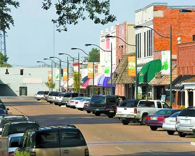 Cleveland's downtown intersection &ndash; where the traffic lights change just often enough to remind you they're working. Gloriously unhurried.