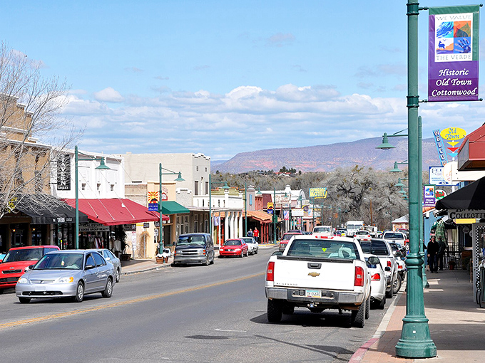 Cottonwood's main street offers the perfect pace for discovering local art galleries, shops, and friendly neighborhood conversations.