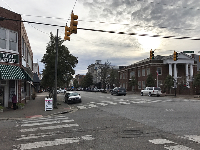 Edenton's tree-lined streets showcase a town that's been charming visitors since before America had its first birthday party.