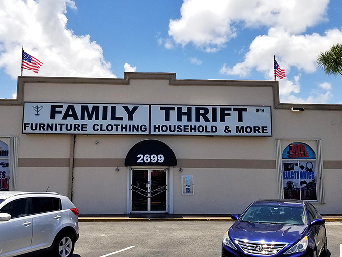 Those American flags aren't just patriotic&mdash;they're waving you toward bargains that would make Benjamin Franklin proud of your thriftiness.