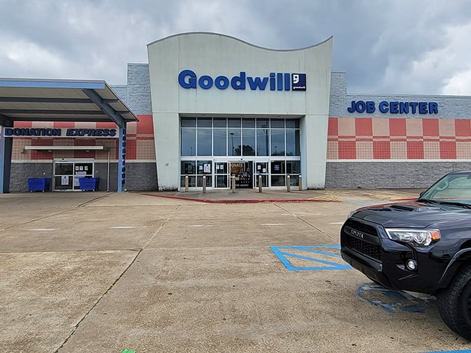Goodwill Pierremont's sleek exterior design makes secondhand shopping feel like a department store experience, minus the sticker shock.