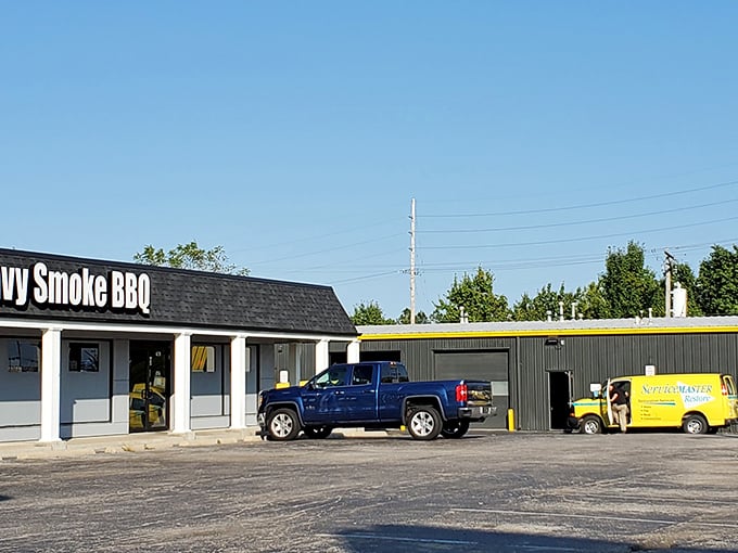 Heavy Smoke BBQ's unassuming exterior is the Clark Kent to its Superman-level barbecue inside.