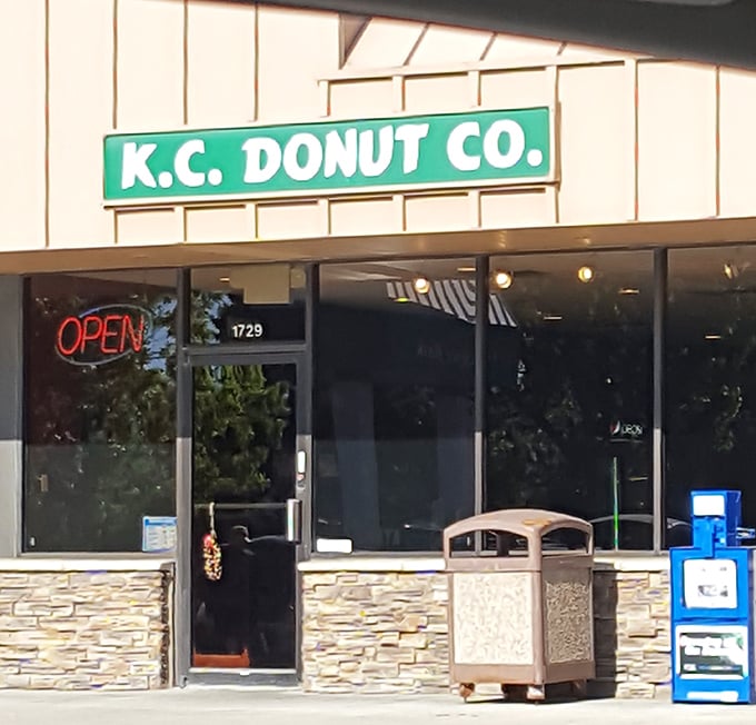 This Olathe strip mall hides donut perfection that rivals anything from the big city.
