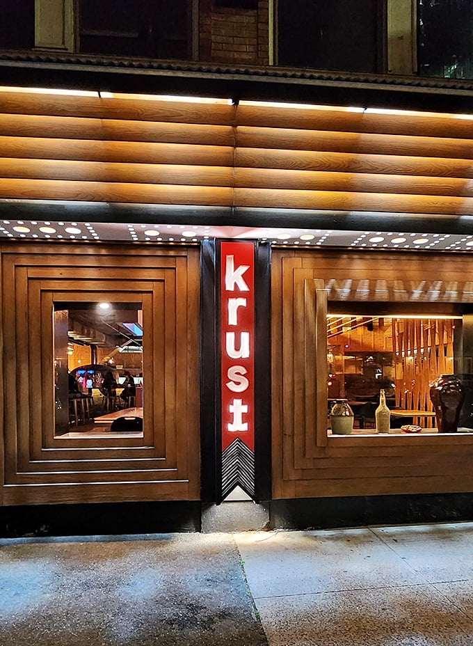 Krust brings bourbon and pizza together like Bogart and Bacall &ndash; a match made in heaven.