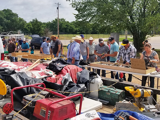 Tools, toys, and treasures galore! Mary's Swap Meet is where serious bargain hunters flex their haggling muscles.