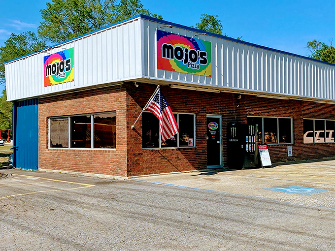 MoJo's colorful brick facade promises the kind of hometown pizza that builds lasting memories.